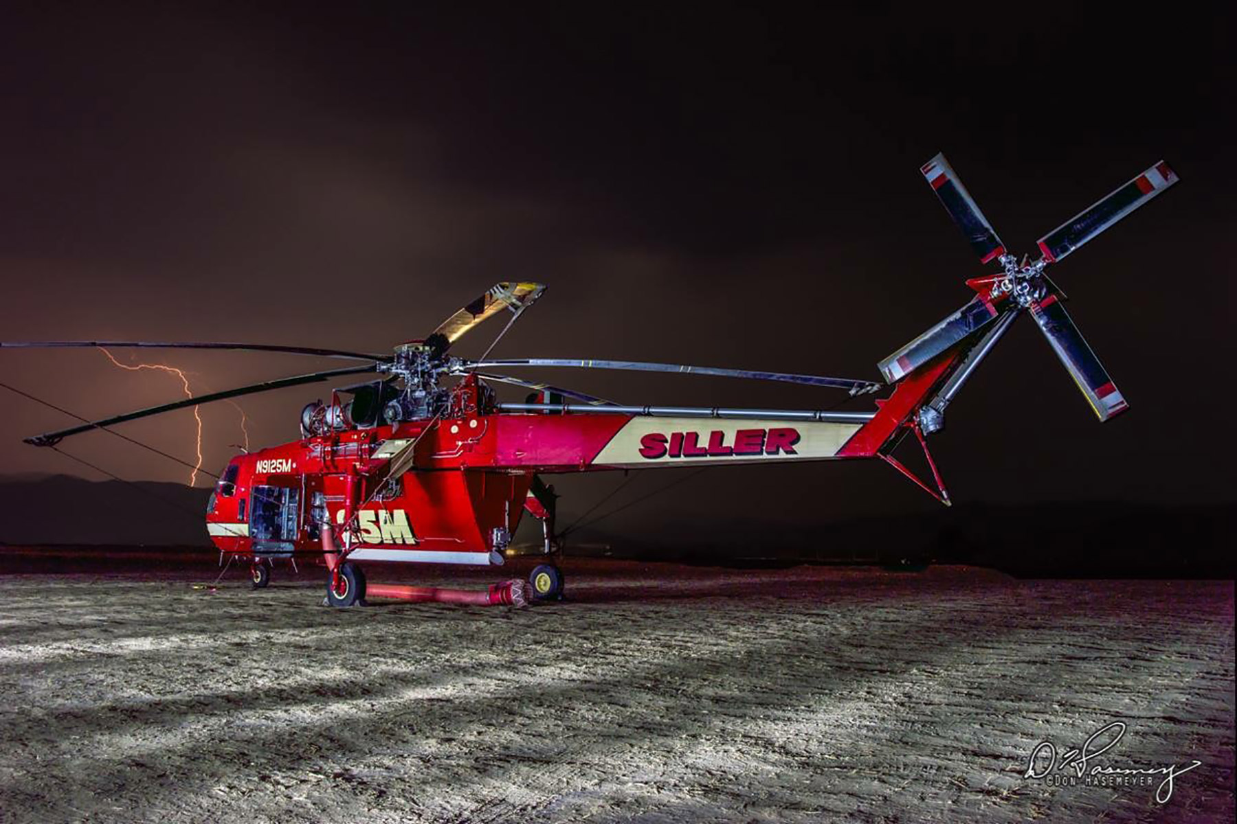 CH-54A Sikorsky Skycrane - Siller Helicopters, Inc.