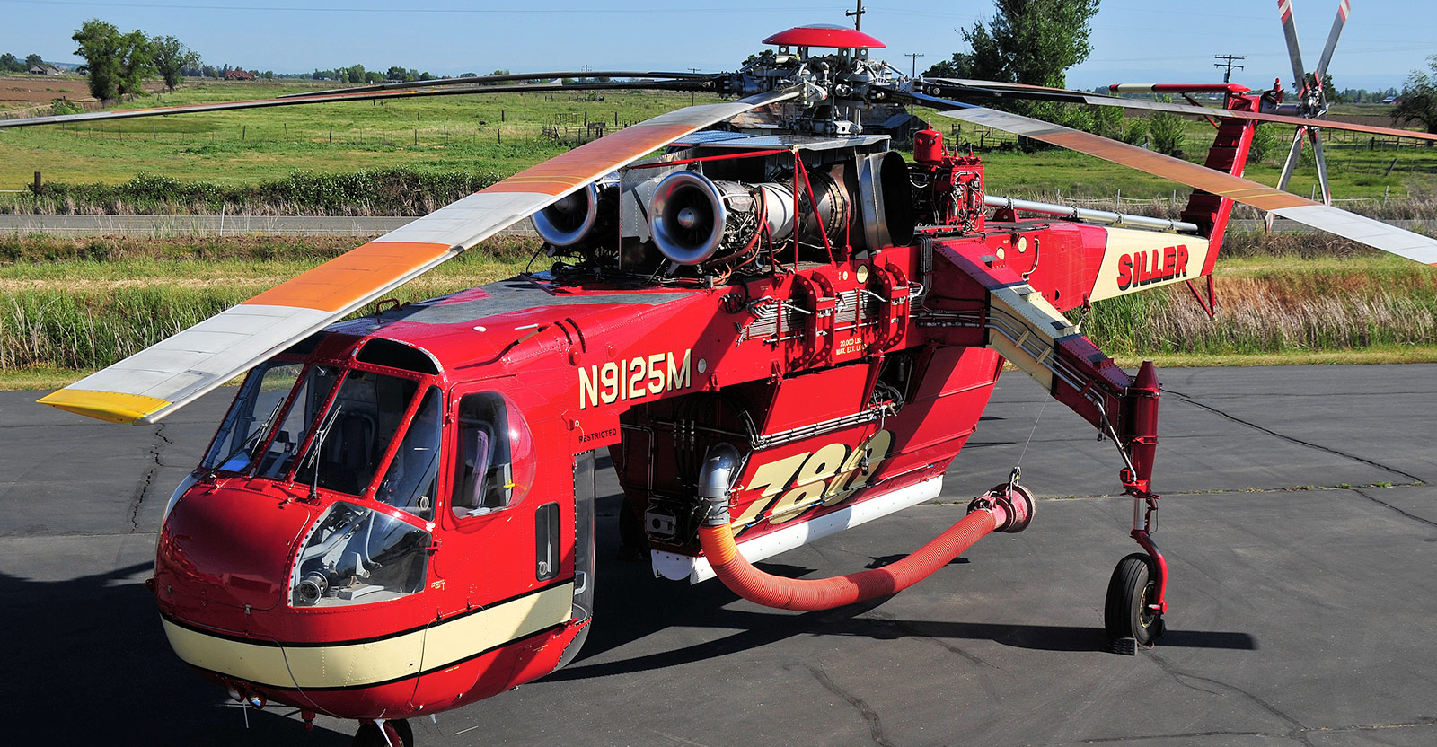 CH-54A Sikorsky Skycrane - Siller Helicopters, Inc.